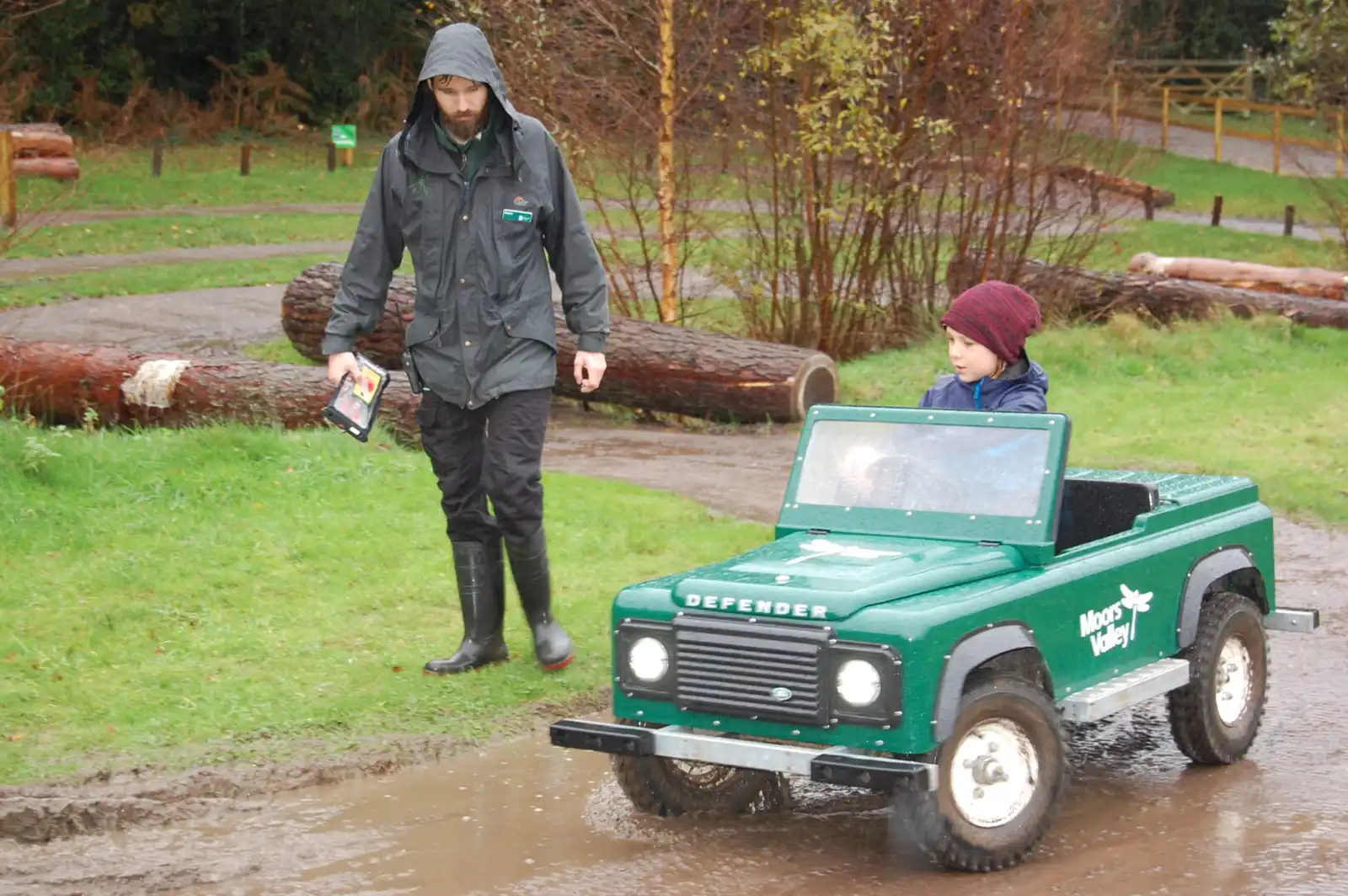 Land Rovers and mini golf now on offer at Moors Valley Country Park ...
