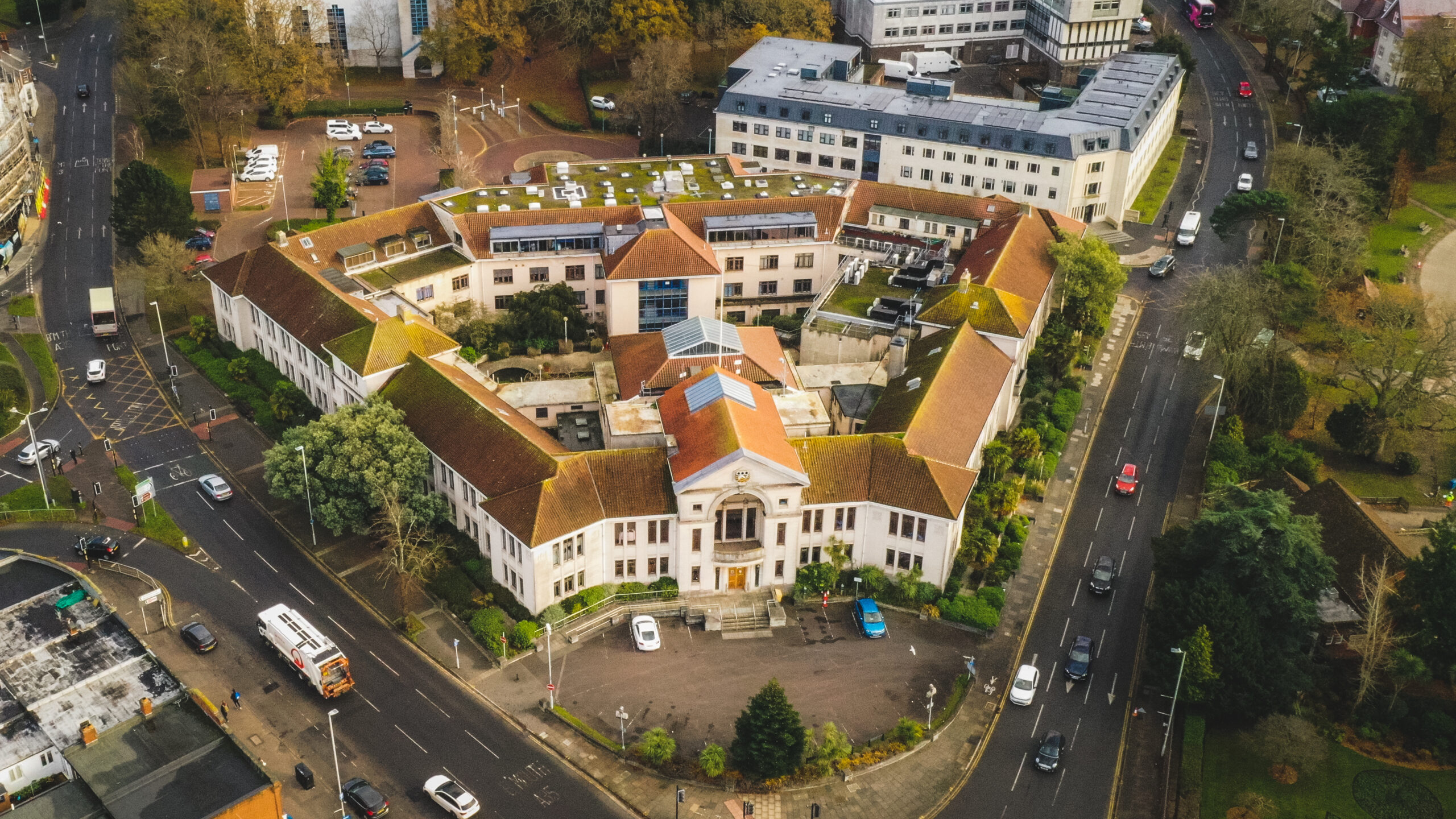 Poole Civic Centre to be sold for £5m as redevelopment looms | The New ...