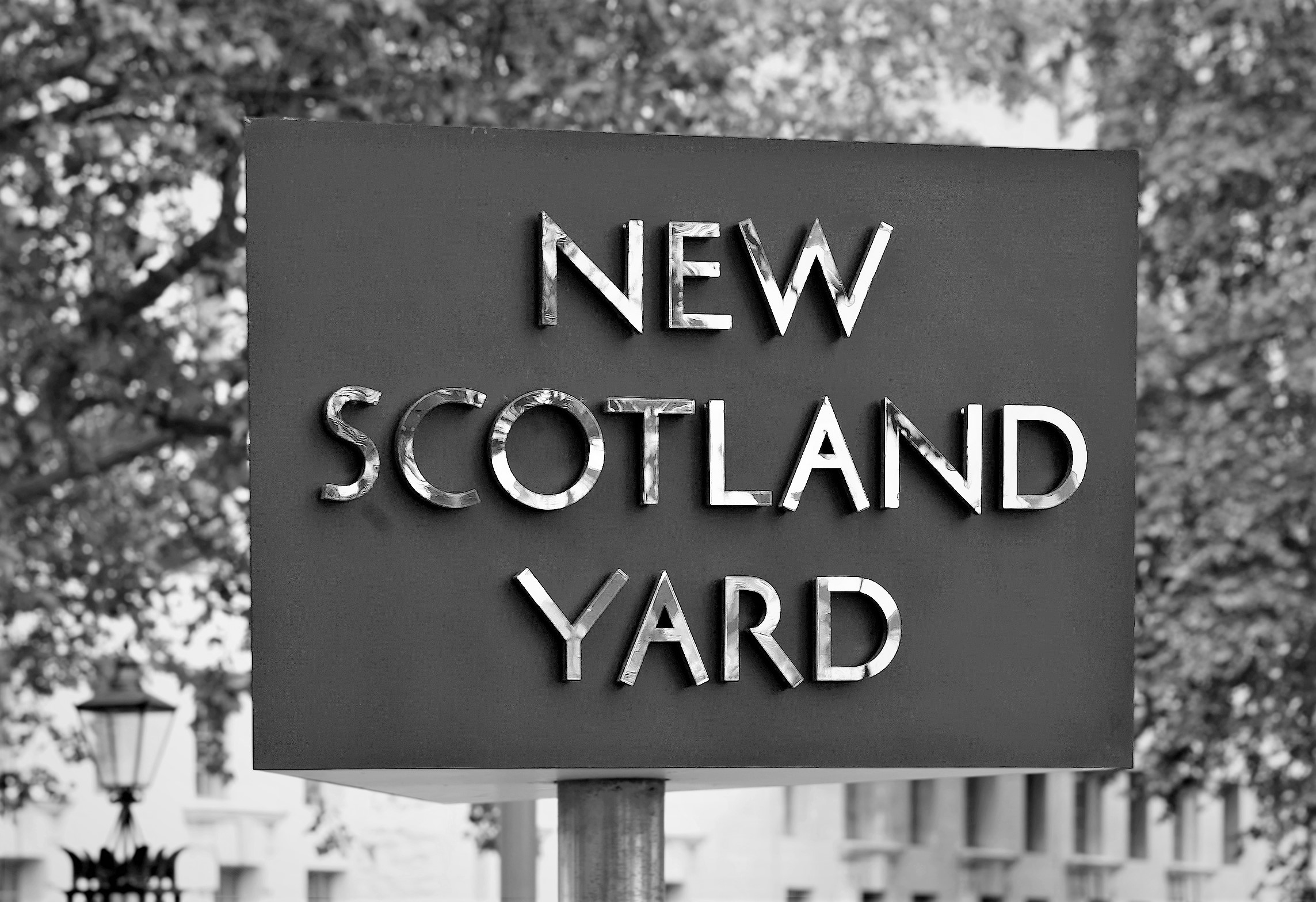 Retired Met Police officer from Bournemouth admits sending 'racist ...