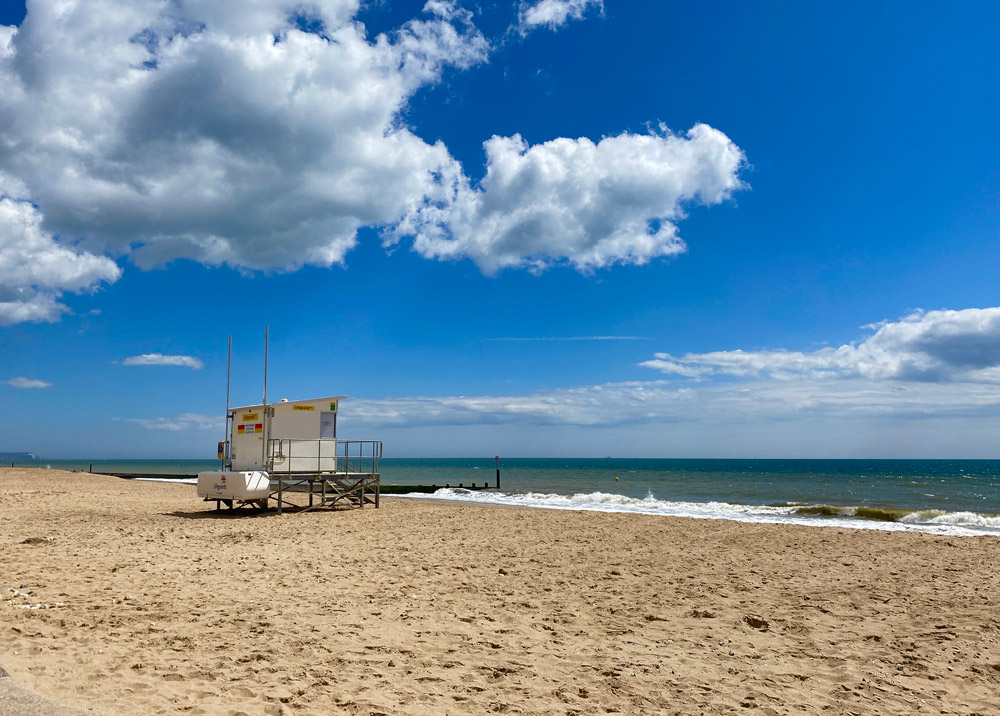 Oh, we do like a blue beside our seaside! | The New Stour And Avon ...